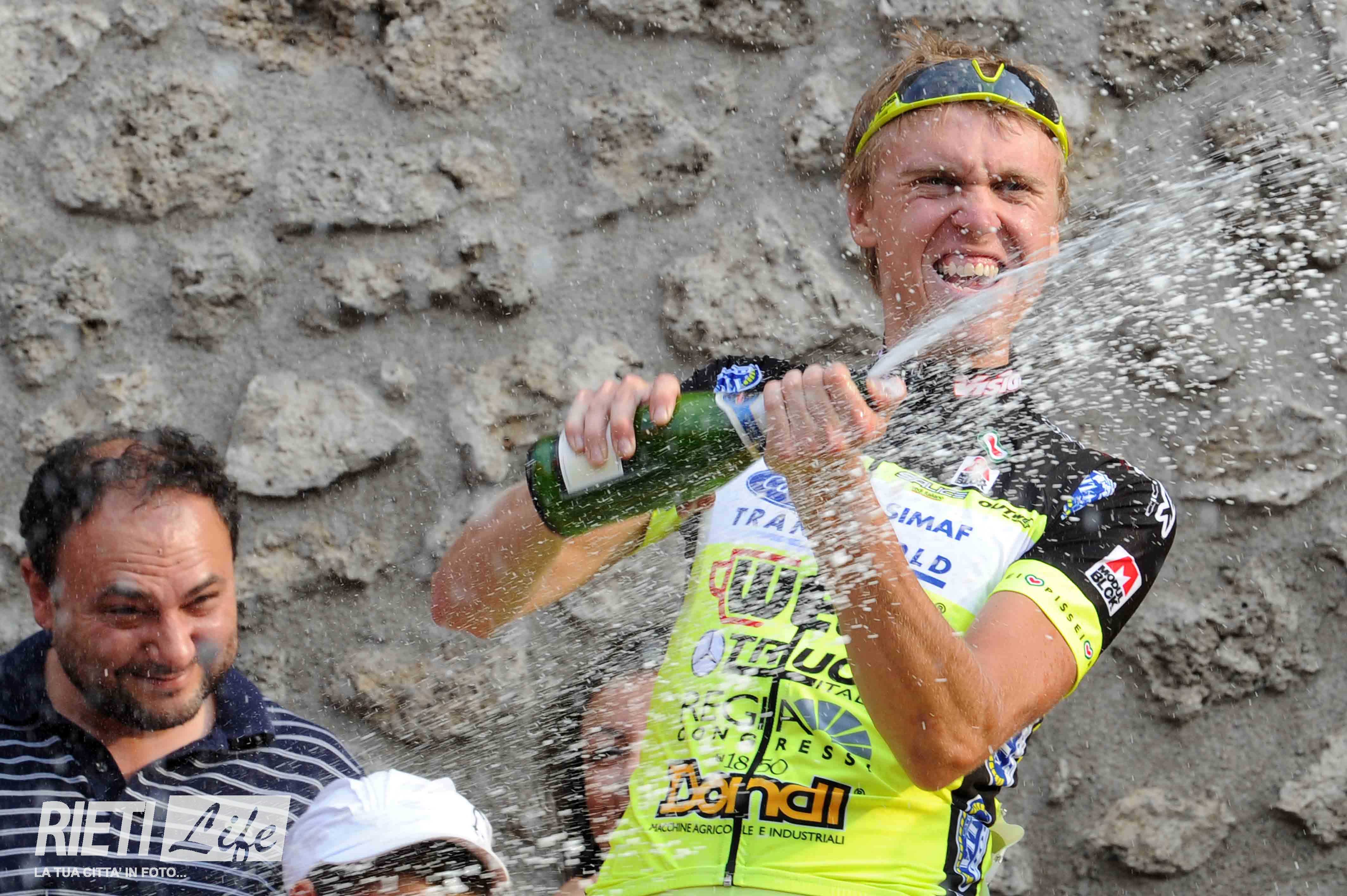 GORODNICHEV VINCE IL "LEONI" E FESTEGGIA SOTTO LE MURA - Rieti Life