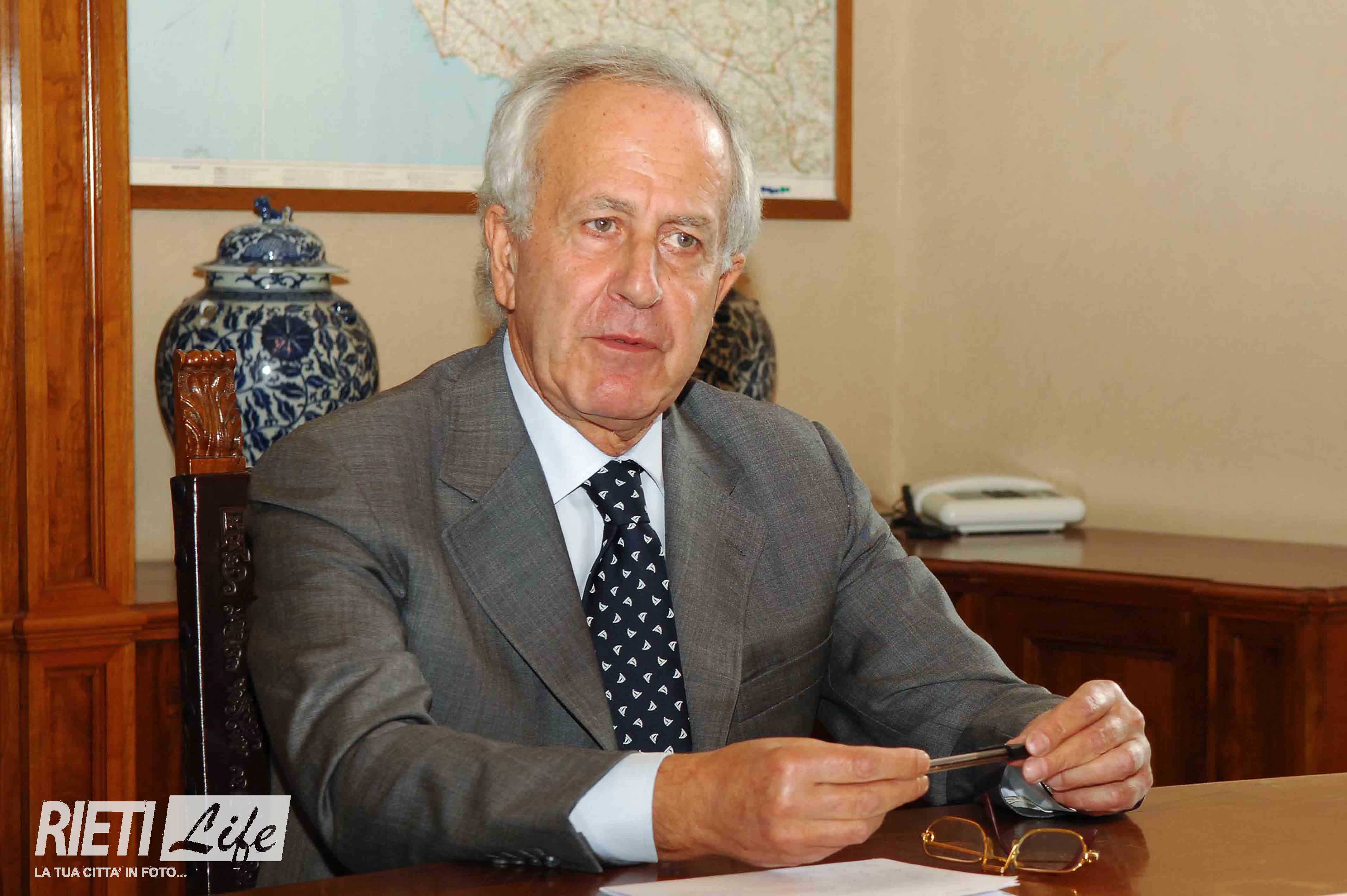 ALESSANDRO RINALDI RICONFERMATO ALLA GUIDA DELLA CASSA DI RISPARMIO DI ... ALESSANDRO RINALDI RICONFERMATO ALLA GUIDA DELLA CASSA DI RISPARMIO DI ...