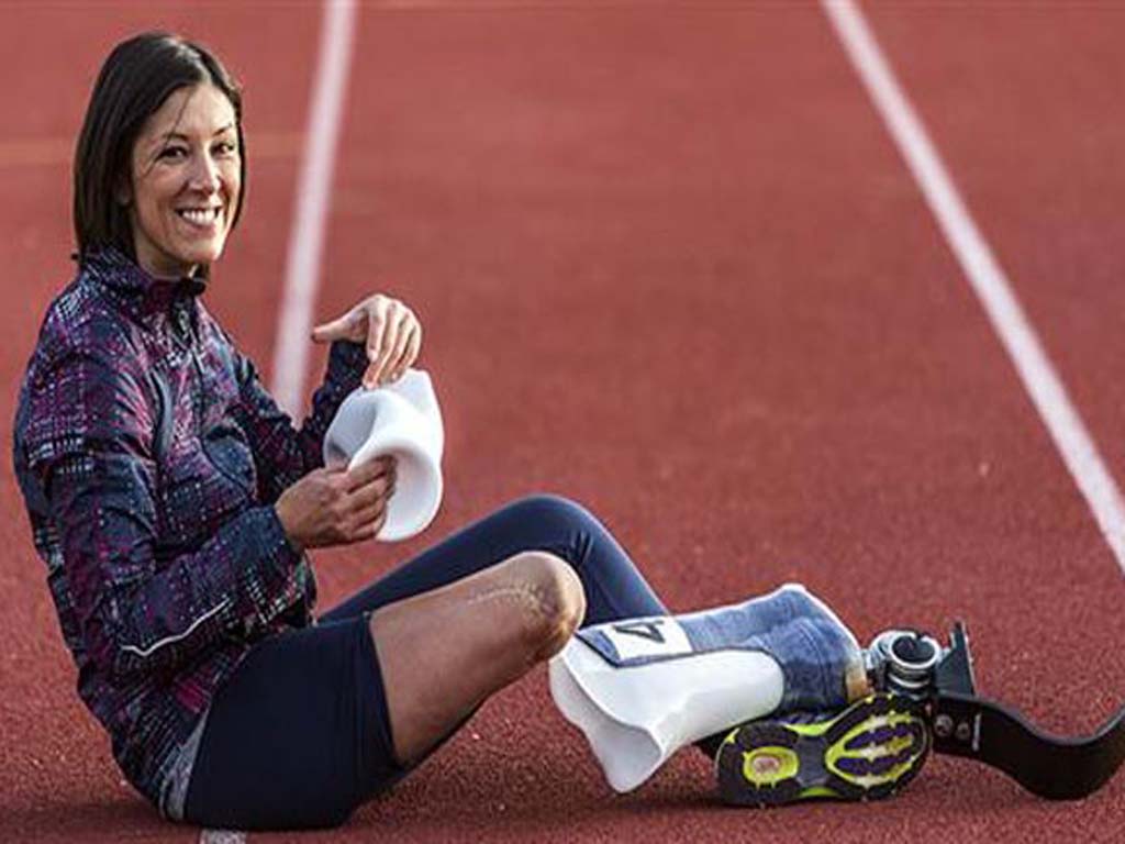 La campionessa paralimpica Monica Contrafatto incontra i ragazzi delle ...