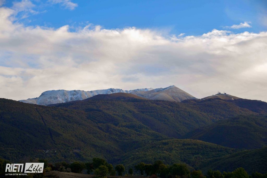 Terminillo e la sua vetta bianca: ecco la neve che annuncia l'inverno ...