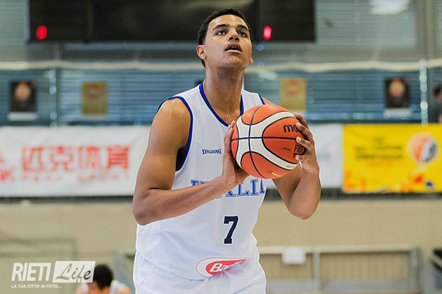 Omar Dieng alla Real Sebastiani fino al 2023: "Una sfida con me stesso ...