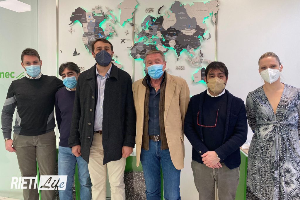 Il vicesindaco e assessore alle attività produttive Sinibaldi in visita ...