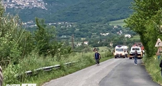 Frontale tra Quattro Strade e Cantalice, c'è un ferito grave ... Frontale tra Quattro Strade e Cantalice, c'è un ferito grave ...