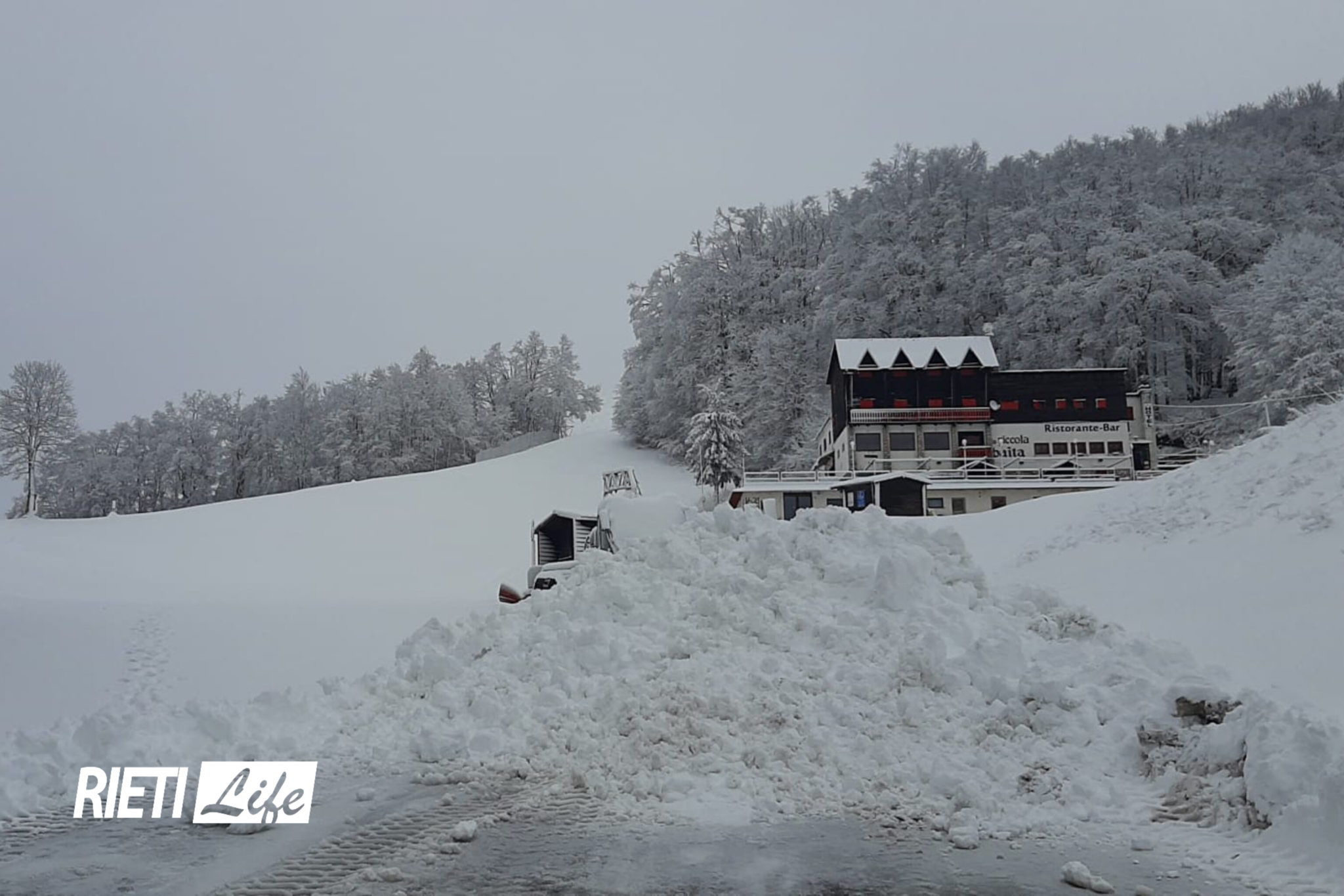Terminillo, la neve c'è. Si lavora per l'apertura degli impianti ...