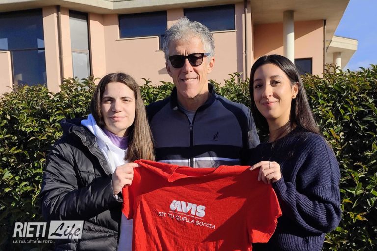 Educazione alla cittadinanza: le alunne della IIS EPN Rieti donano ...